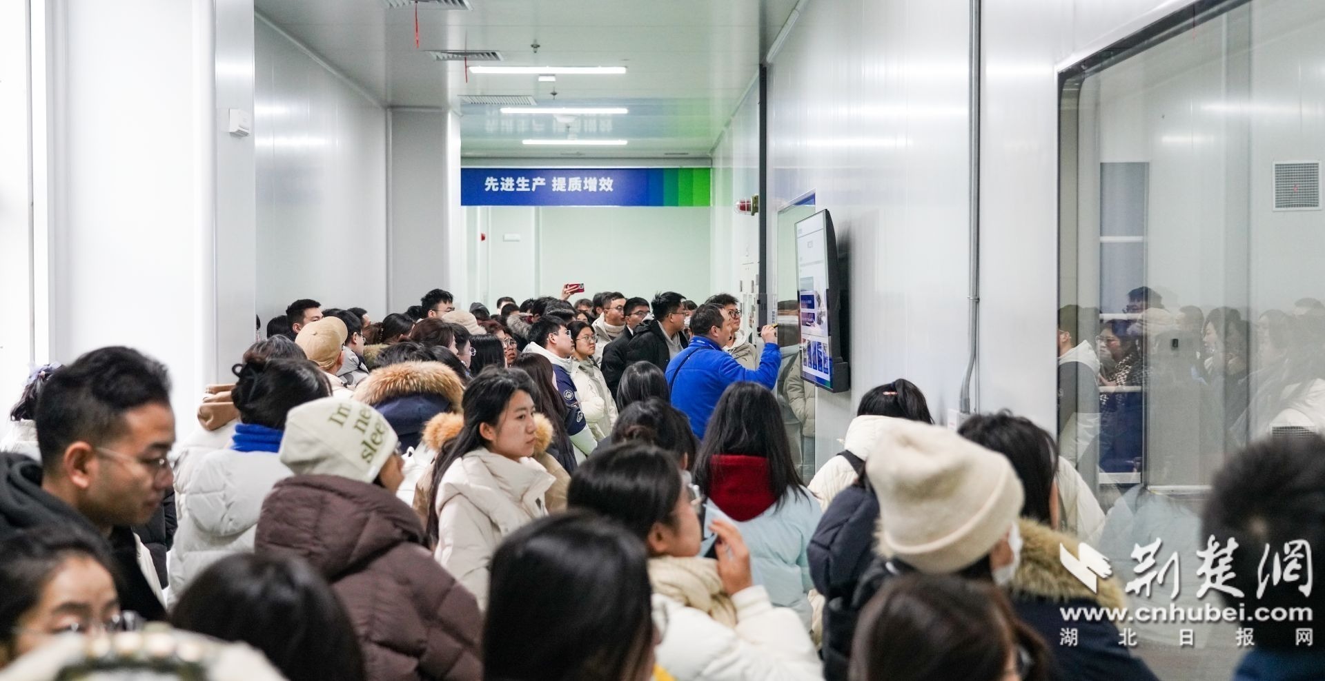 百名高校学子赴宜昌之约 双向奔赴启就业新篇